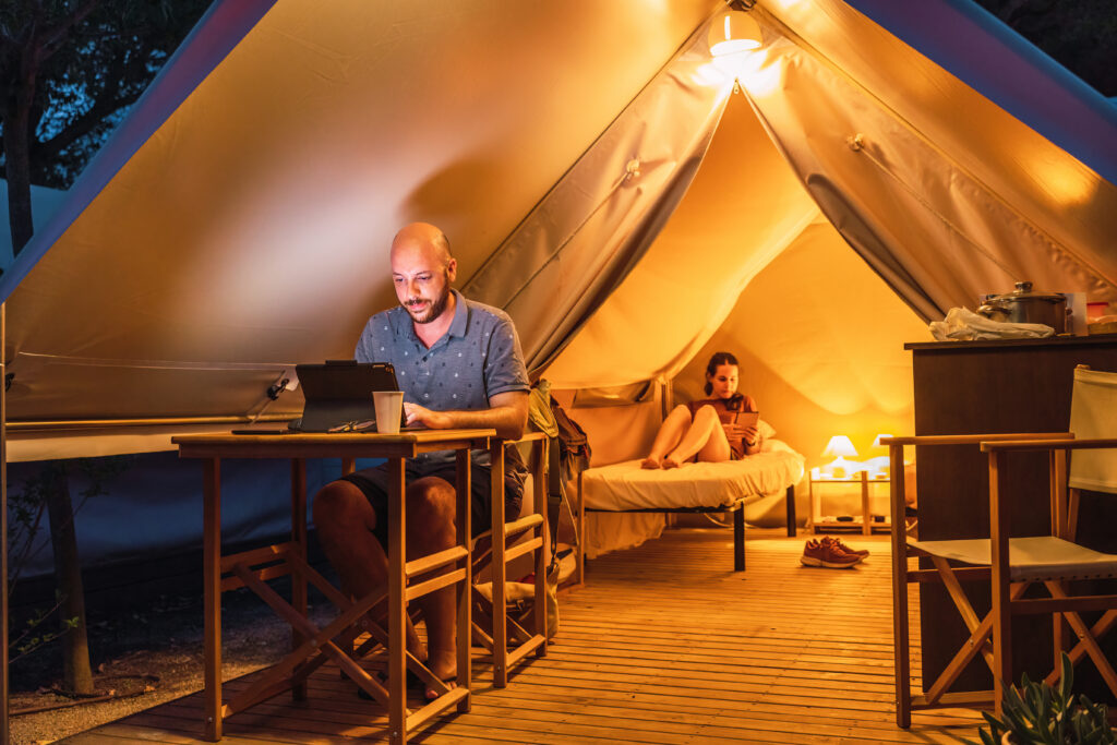 Top 10 Outdoor Adventures for Couples: Luxury Edition - Adventure ...